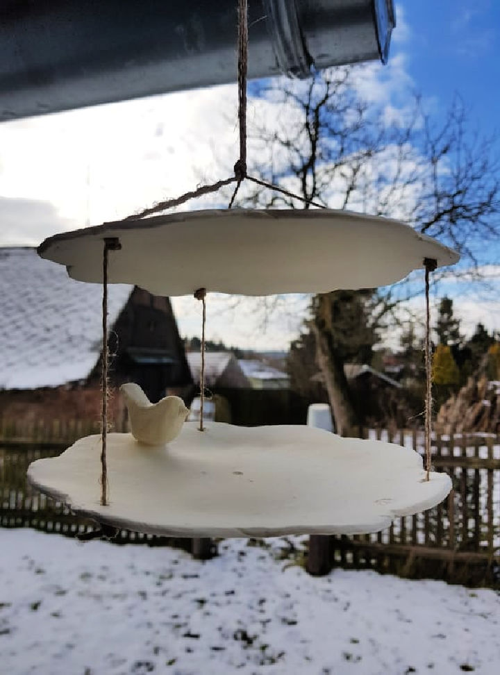 30 Homemade DIY Bird Feeder Ideas with Free Plans